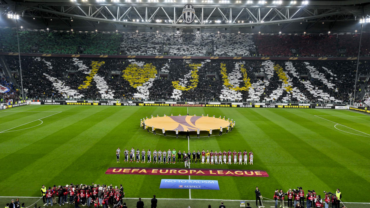 Black & White Memory Vault | When the French visited Turin - Juventus