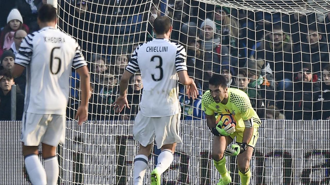 Buffon praises Juventus forward line - Juventus