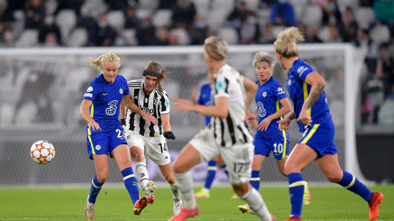 Chelsea edge out Juve in Turin - Juventus