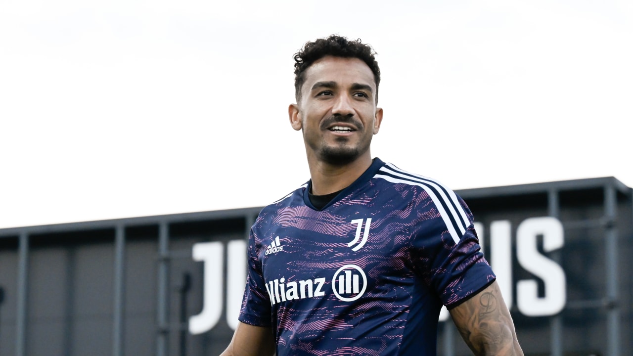 Qatar 2022 Recap | Danilo & Bremer help Brazil ease into quarter finals ...