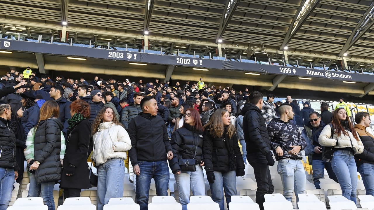 Training day at Allianz Stadium on emergency response - Juventus