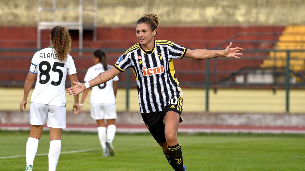 Women | Three players in Matchday 4's Best 11 - Juventus