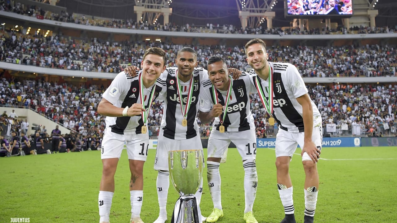 The celebrations on the pitch - Juventus