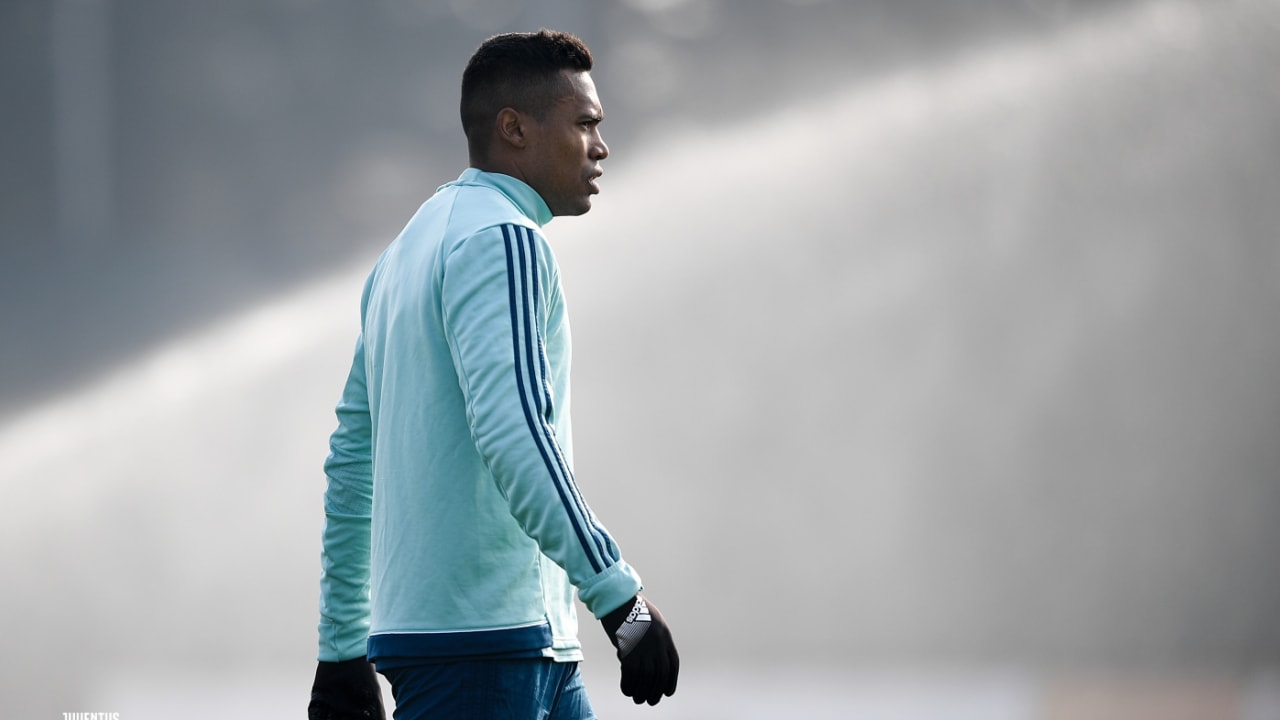 Alex Sandro: “I want to keep winning” - Juventus