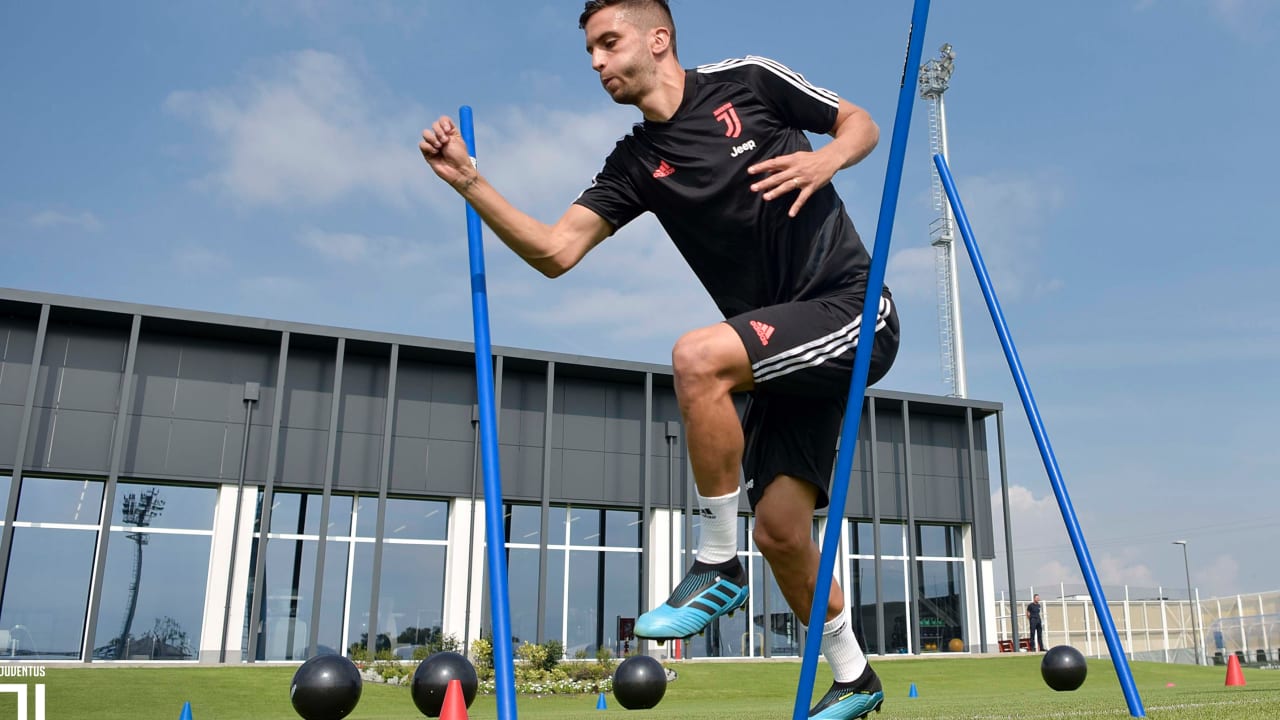 Thursday session at Continassa - Juventus