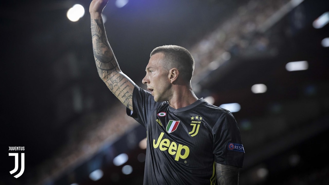 Inspired Italy defeat Poland - Juventus