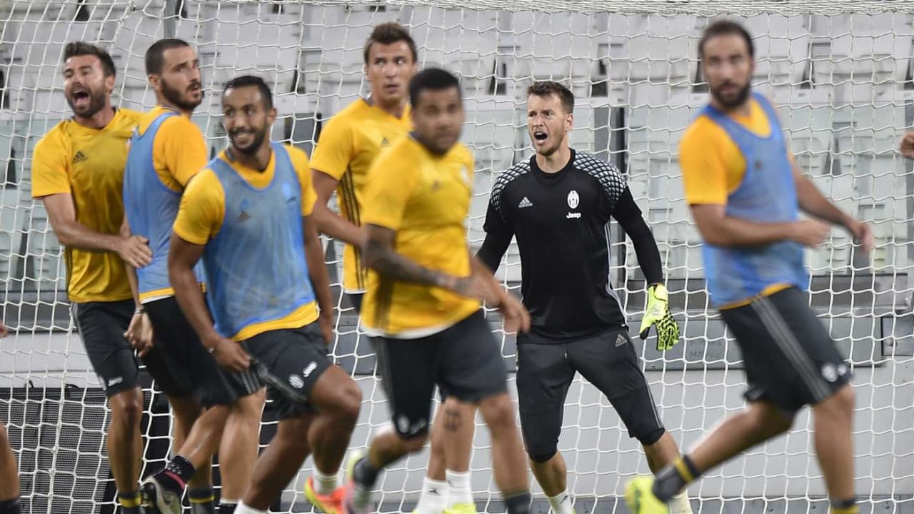 Viola in view - Juventus