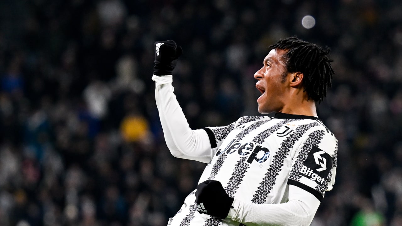 Thank you, Panita! - Juventus