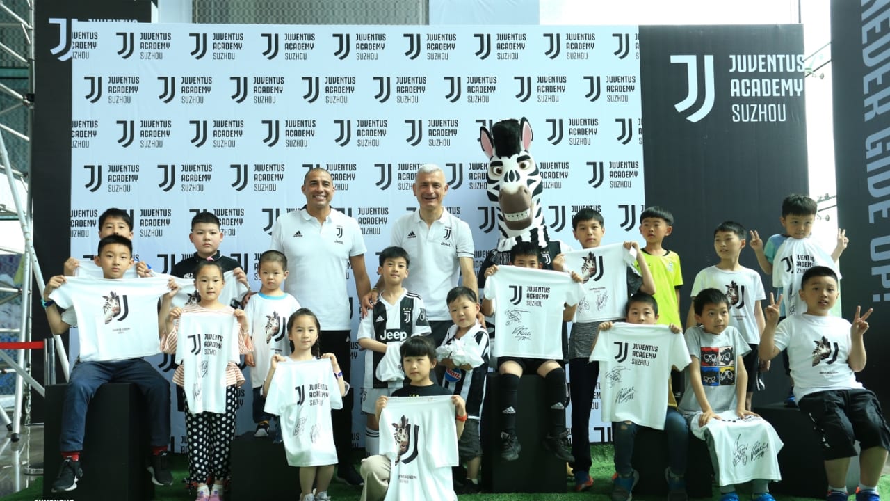 The opening of the Academy featuring David Trezeguet and Jay - Juventus