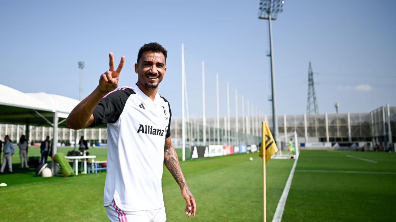 International Recap | A win for Danilo, a draw for Miretti - Juventus