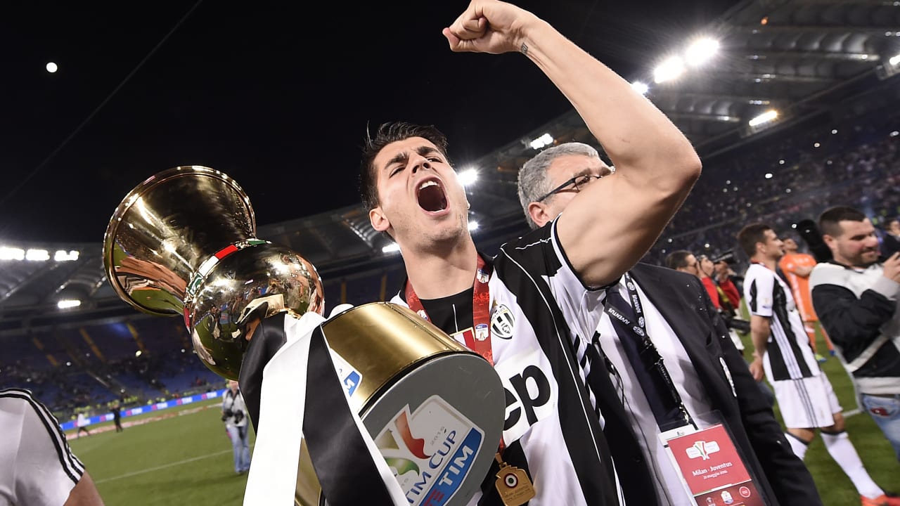 Black & White Stories: Juve's record in Cup finals - Juventus
