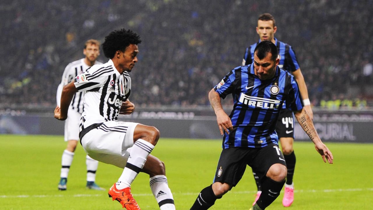 All square at the San Siro - Juventus