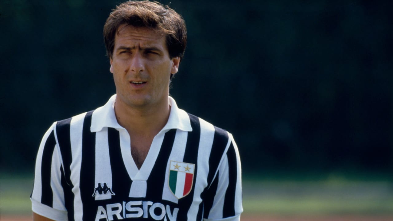 Remembering Gaetano Scirea - Juventus