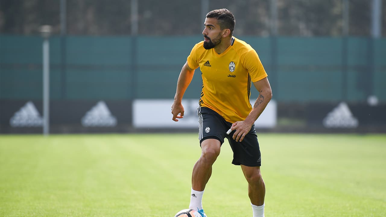 Rincon: “We’re raring to go for cup final” - Juventus