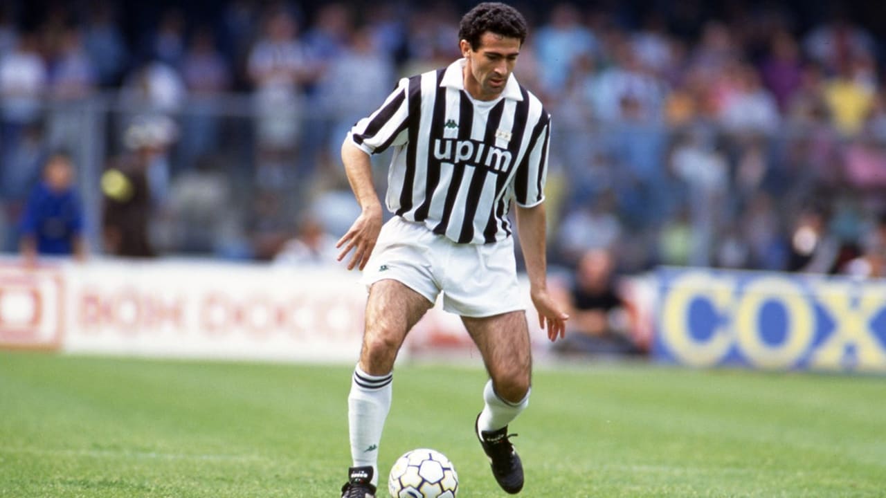 Juventus - Fiorentina | 1990: Alessio's brace Video | Juventus