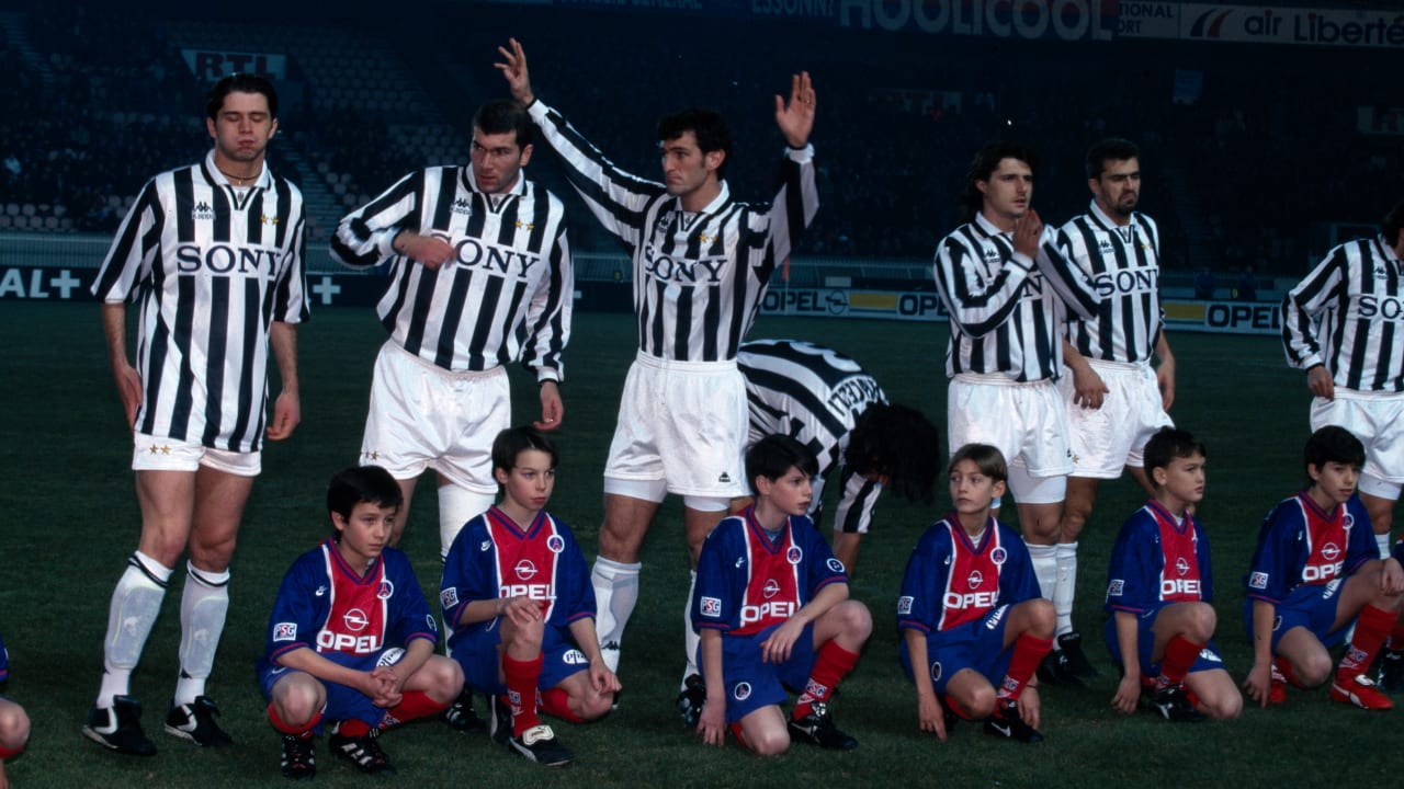 Classic Match European Supercup | PSG - Juventus 1-6 1996 Video | Juventus