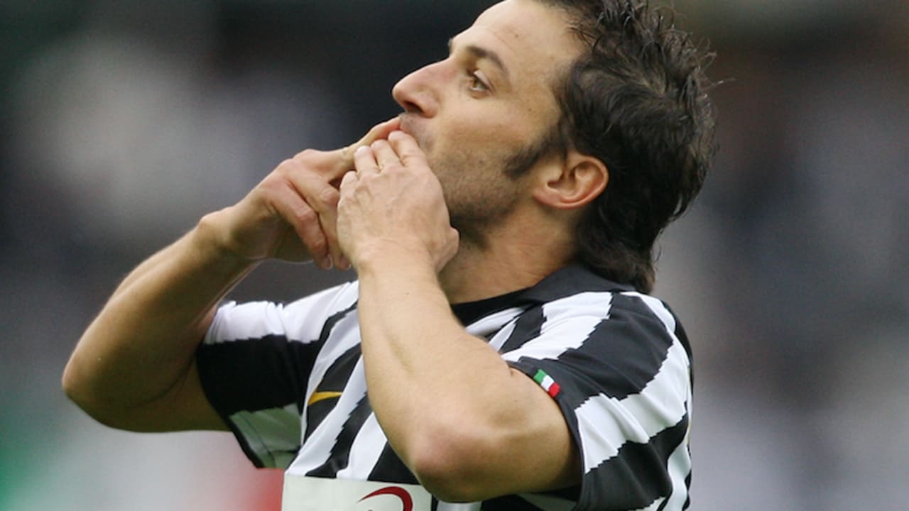Accadde oggi: 2010 | Del Piero stende lo Shamrock Rovers Video | Juventus
