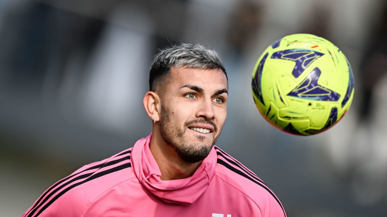 Open Training Session with the Fans & Friendly Mini-Match Video | Juventus