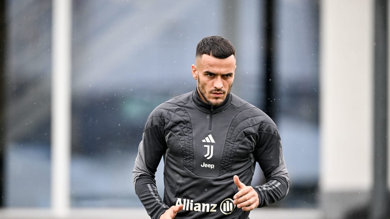 Training session at the JTC ahead of Juventus-Cagliari Video | Juventus