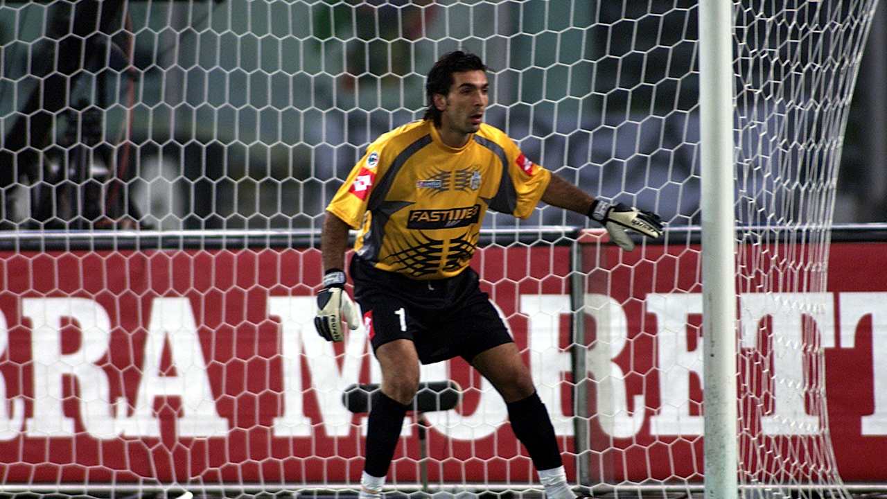 On This Day | Gigi Buffon's first day as a Bianconero - Juventus