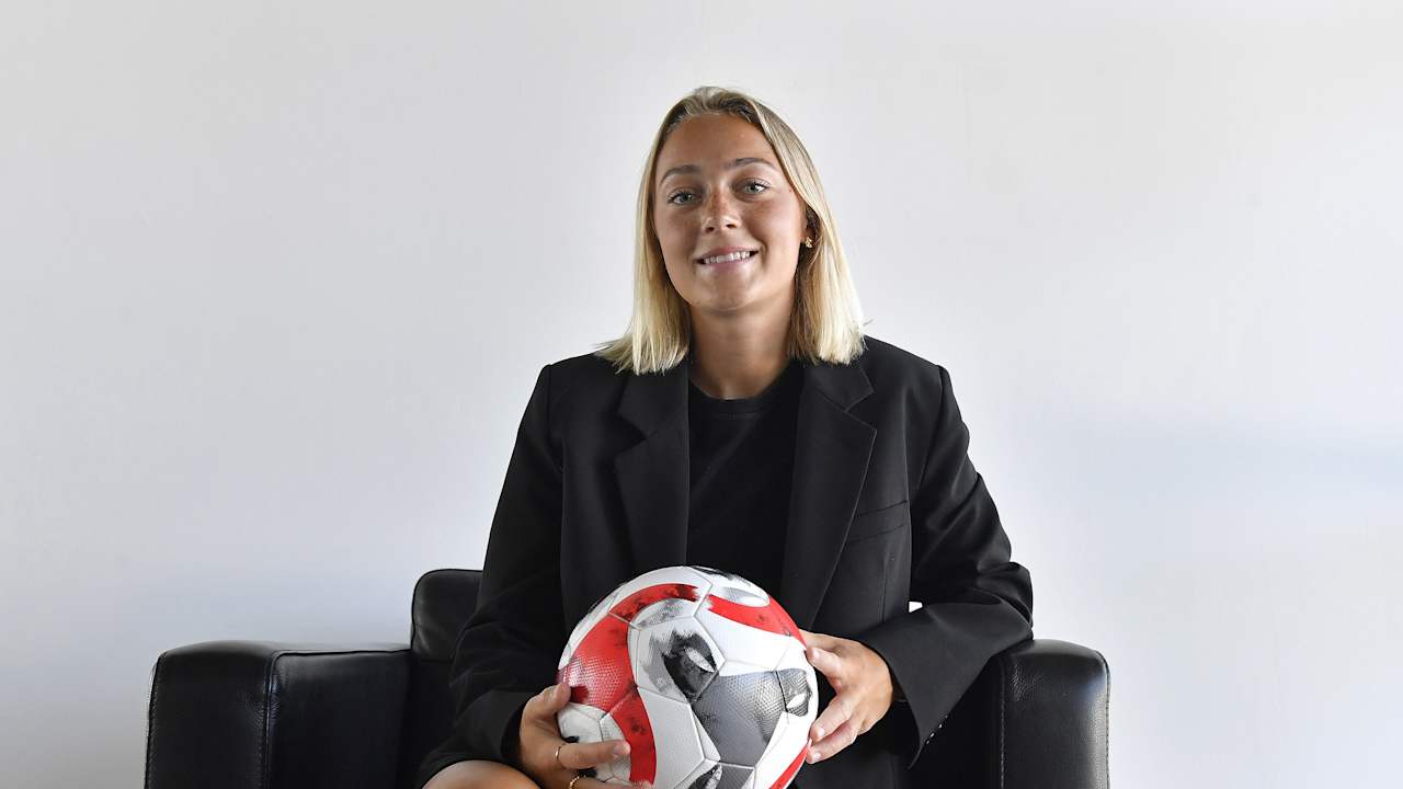 Hanna Bennison's first interview - Juventus