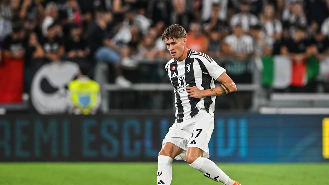 Tanti auguri, Nicolò! - Juventus