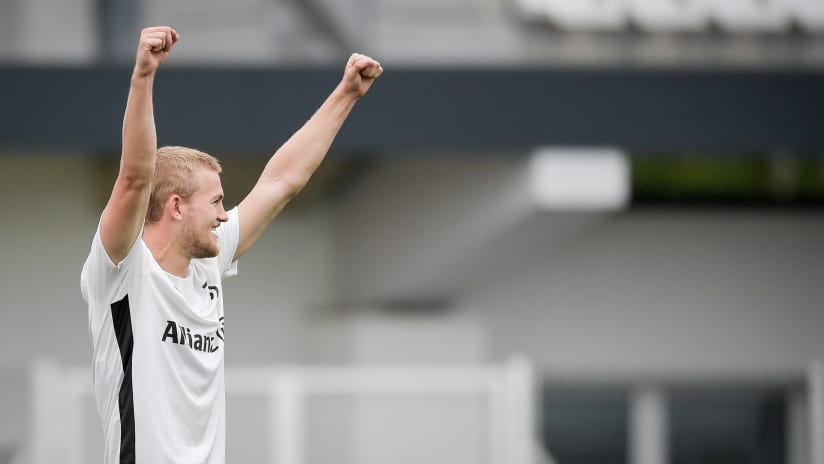 Birthday wishes for Matthijs! - Juventus