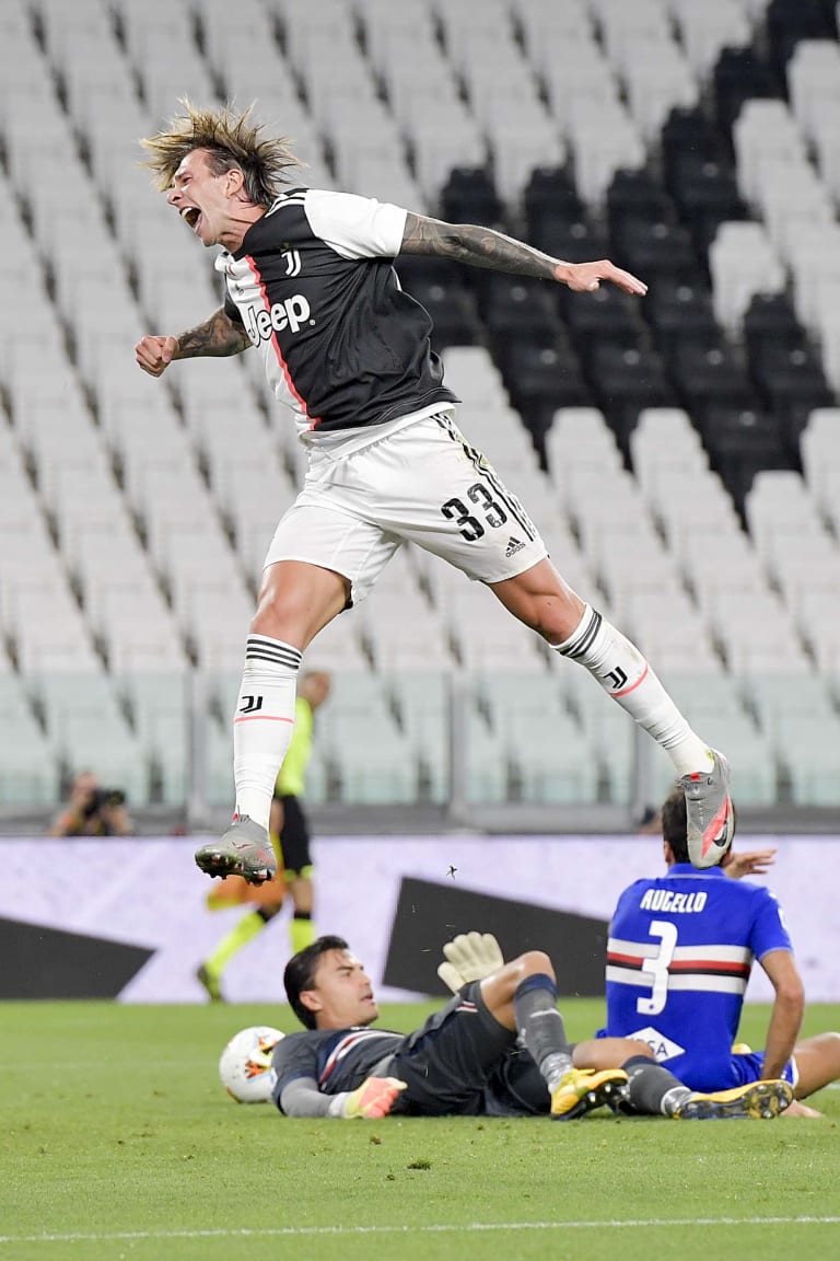 Federico Bernardeschi | Midfielder Juventus Men's First Team