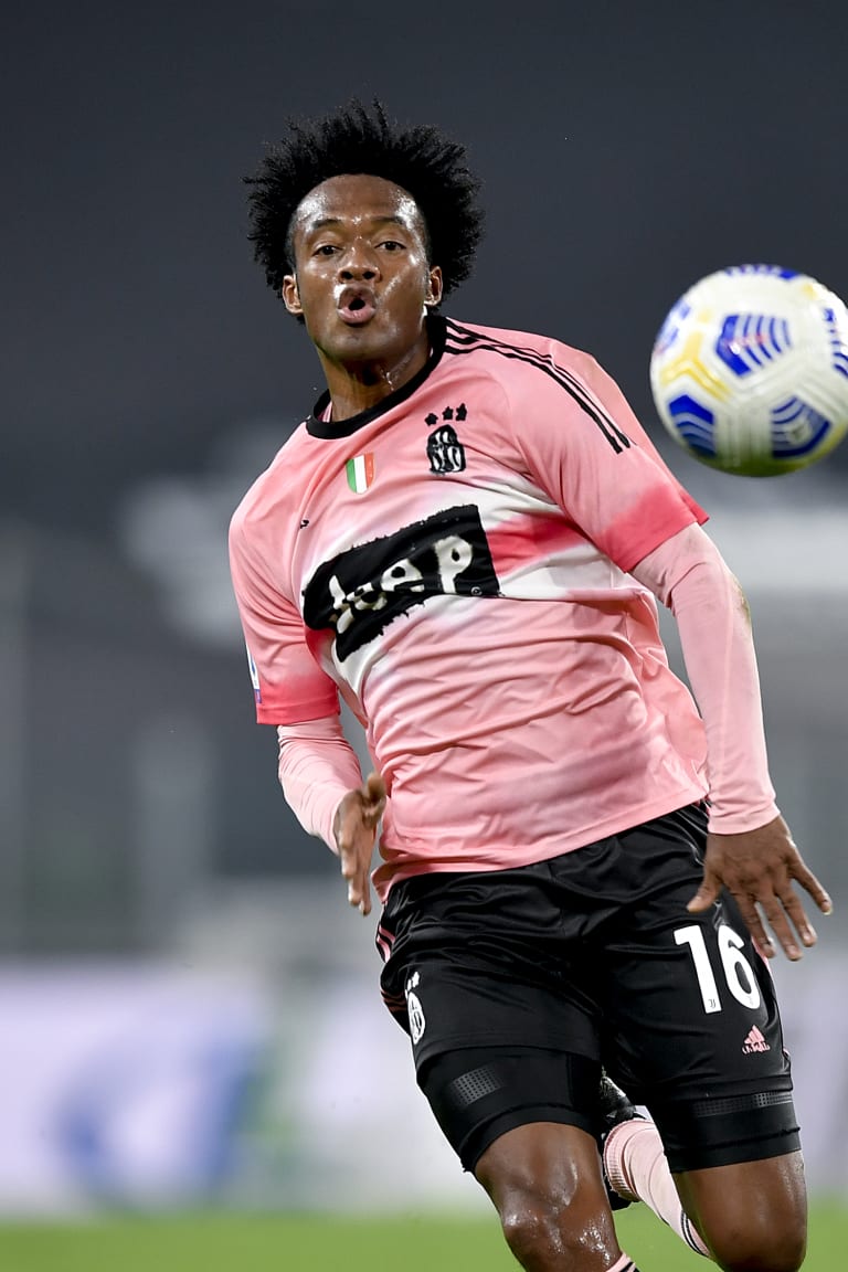 Juan Cuadrado | Defender Juventus Men's First Team