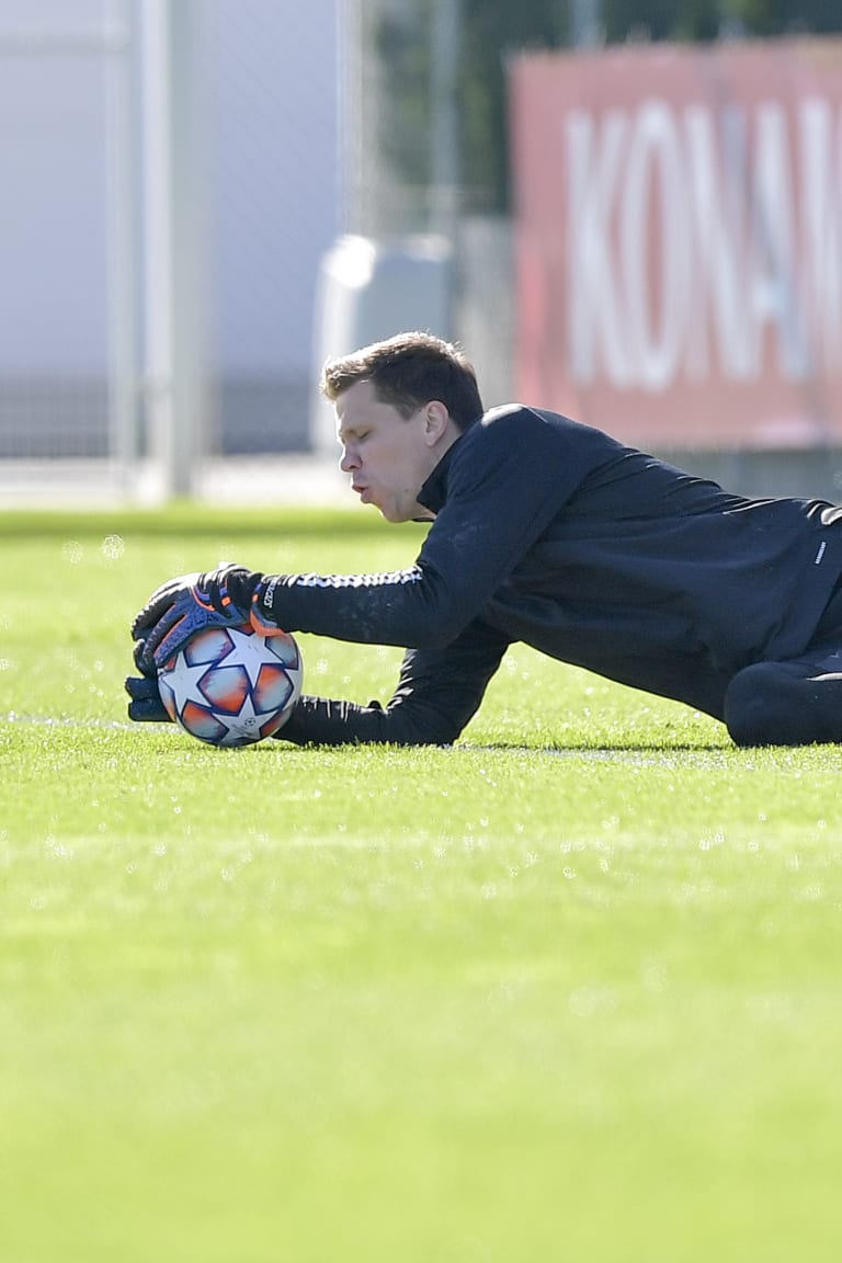Wojciech Szczęsny | Goalkeeper Juventus Men's First Team