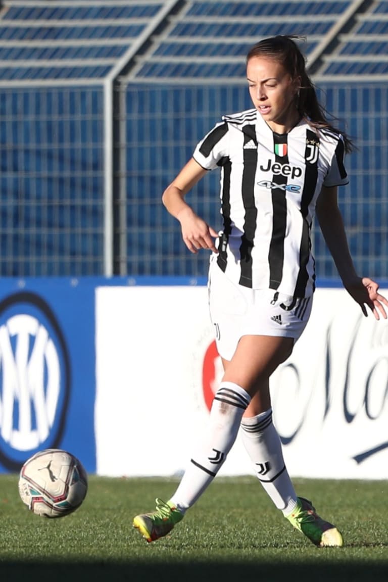 Julia Grosso | Centrocampista Juventus Prima Squadra Femminile