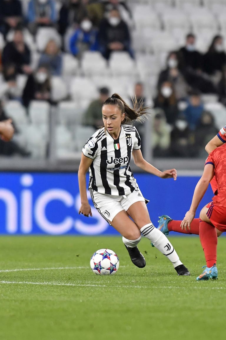 Julia Grosso | لاعب خط الوسط Juventus Women's First Team