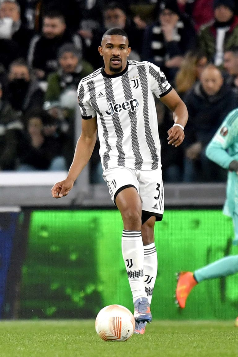 Gleison Bremer | Defender Juventus Men's First Team